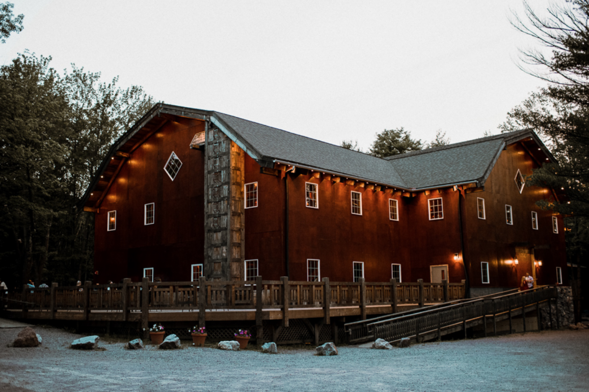 The Swan Barn Door - Kuhl Entertainment